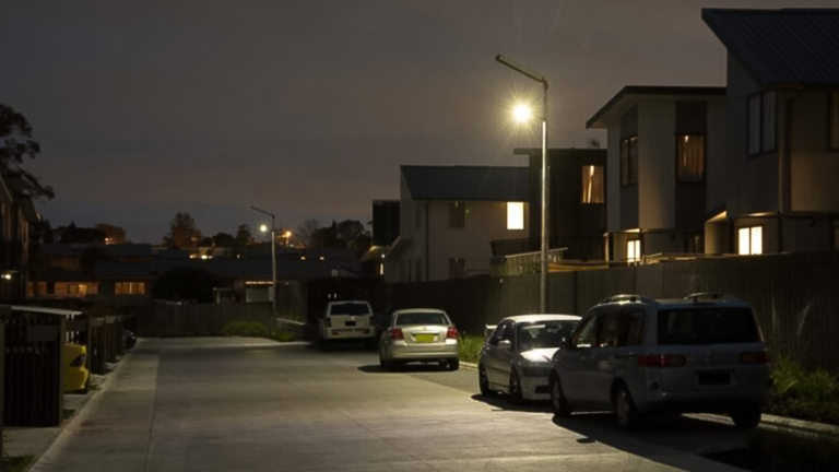 How Far Apart Should Streetlights Be? - amberledlight